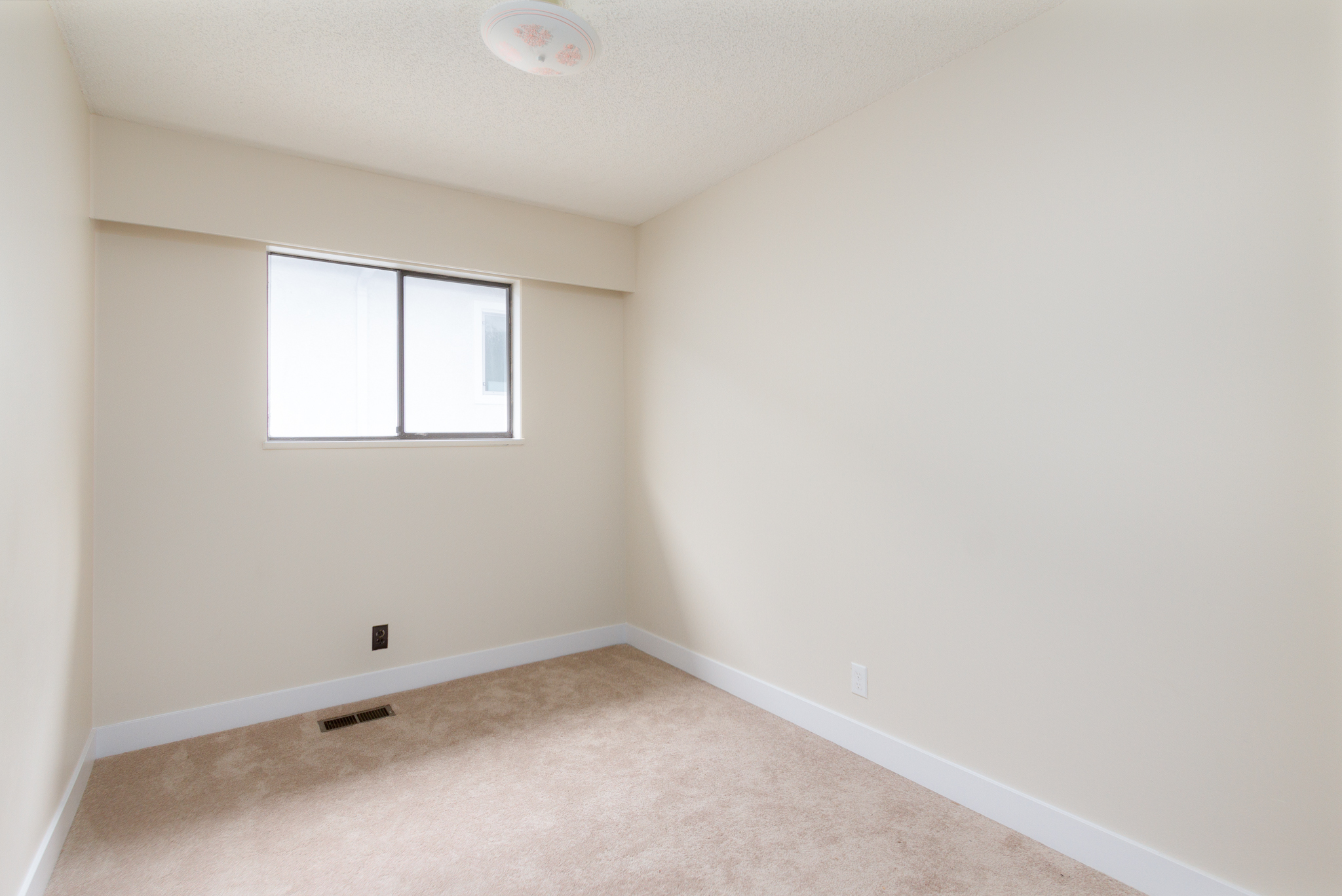 419A Prior Street, Vancouver V6A 2G3 - Vista Realty - Property ...