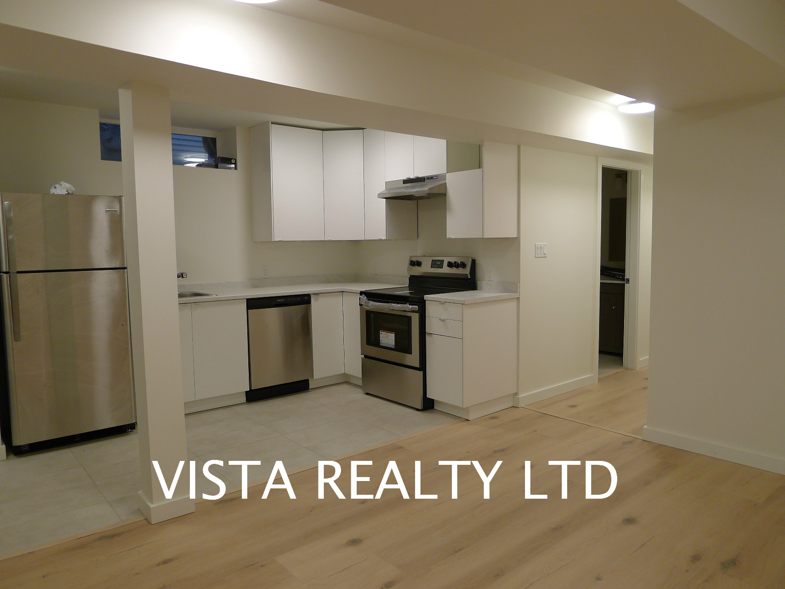 Suite - 2105 Philip Avenue, North Vancouver BC V7P 2W5 - Vista Realty ...